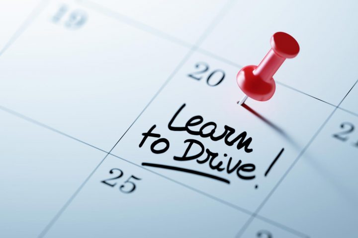 Taster Driving Lessons – Flying Colours School of Motoring